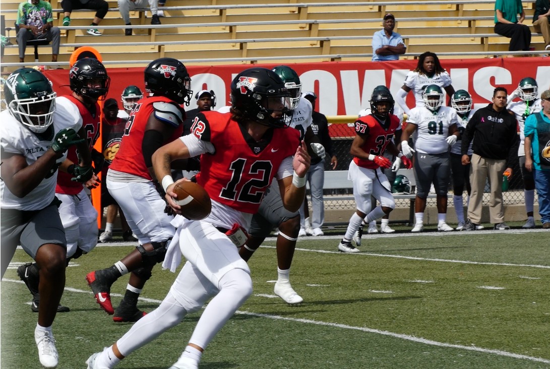 Run? Pass? Yes! Blazers face unique test against Choctaws - The Spectator